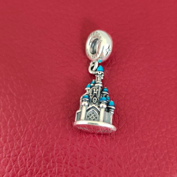 Pandora | Jewelry | Pandora Sleeping Beauty Castle Disneyland Paris ...